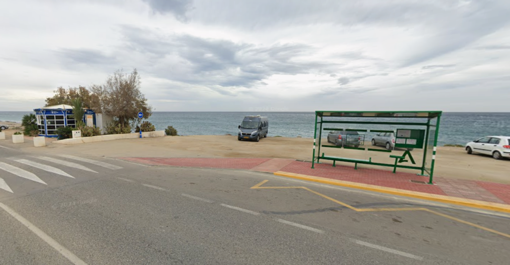 British expat, 82, dies suddenly while waiting at a bus stop in Almeria ...
