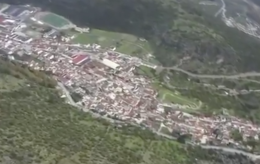 WATCH: Hundreds forced to evacuate Malaga’s Benaojan over fears an ...