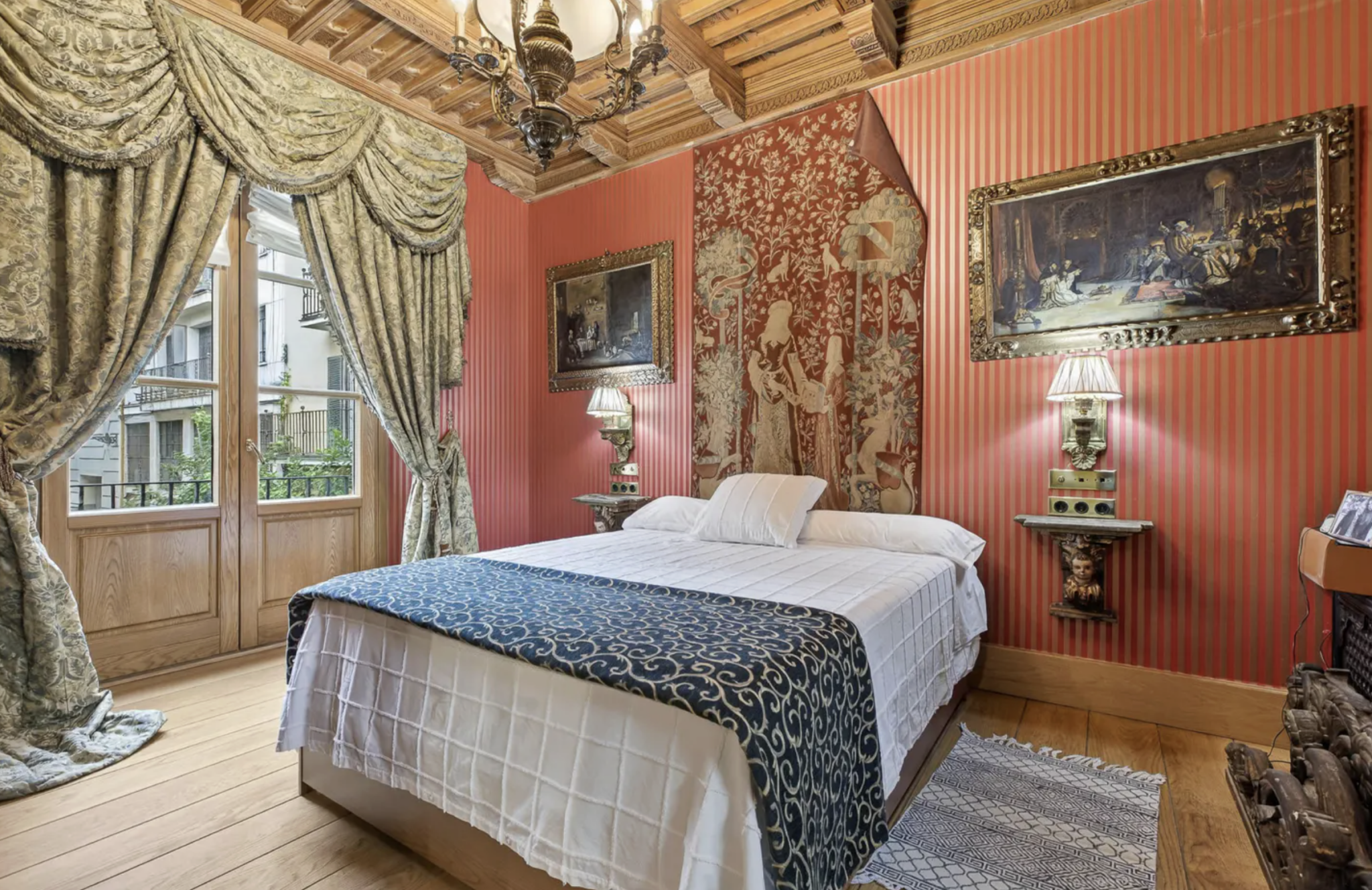 Palatial home in the heart of Sevilla goes up for sale: Six-floor ...
