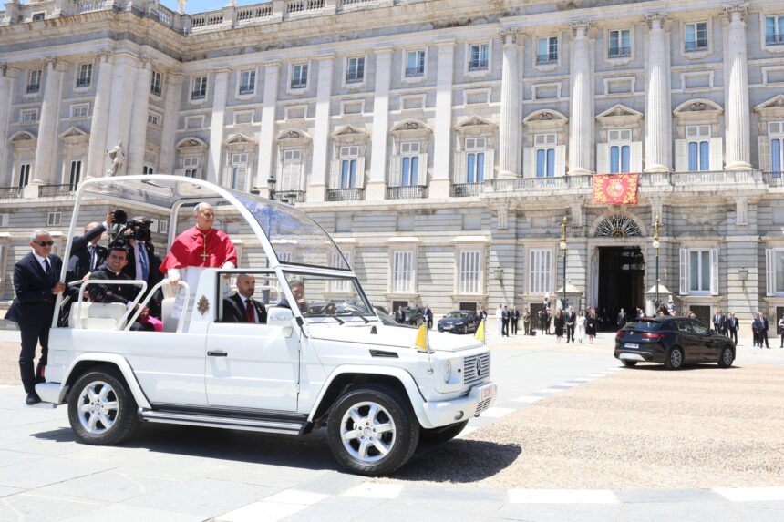 WATCH: Pope Leo draws huge crowds in Madrid after joking that most ...
